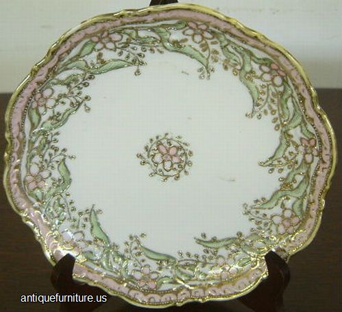 Antique Nippon Plate at AntiqueFurniture.US